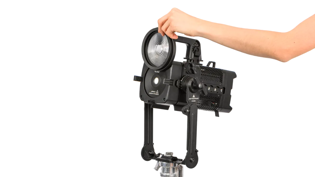 ASTERA AF80 Pluto Fresnel 80W RGBMA LED, 15° - 60°, 1750 - 20000K ...